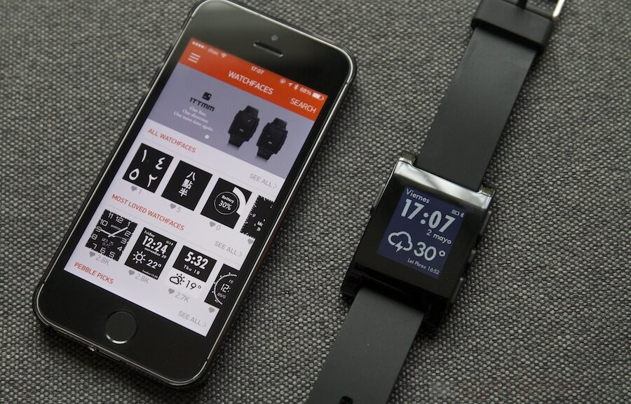 Pebble Smartwatch Review [ที่สุดของ Smartwatch ยอดนิยม] - Notebookspec