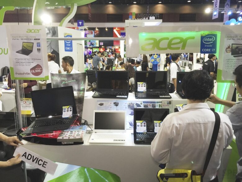 [Commart Comtech 2014] บูธ Acer จัดโปรฯ ลดกระหน่ำถึง 2,000 พร้อมแถม SSD 128GB ฟรี - Notebookspec