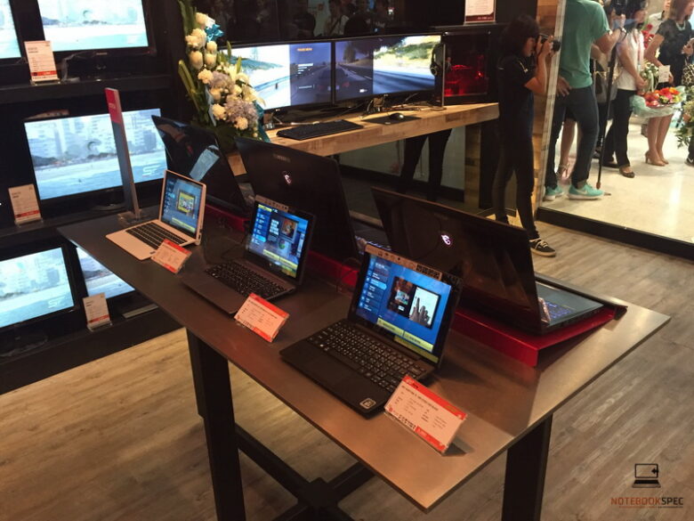 Mine by JIB สาขา 3 อลังเวอร์กับคอมฯ Hi-End และ Hi-Class ที่ Central ...