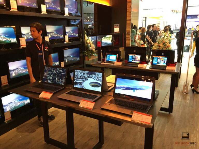 Mine by JIB สาขา 3 อลังเวอร์กับคอมฯ Hi-End และ Hi-Class ที่ Central ...