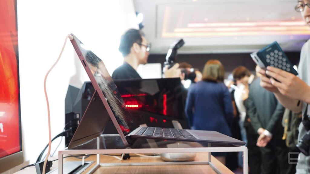 [Computex 2016] ASUS Transformers โน๊ตบุ๊ตแบบ 2-in-1 ดีไซน์แนวเดียวกับ ...