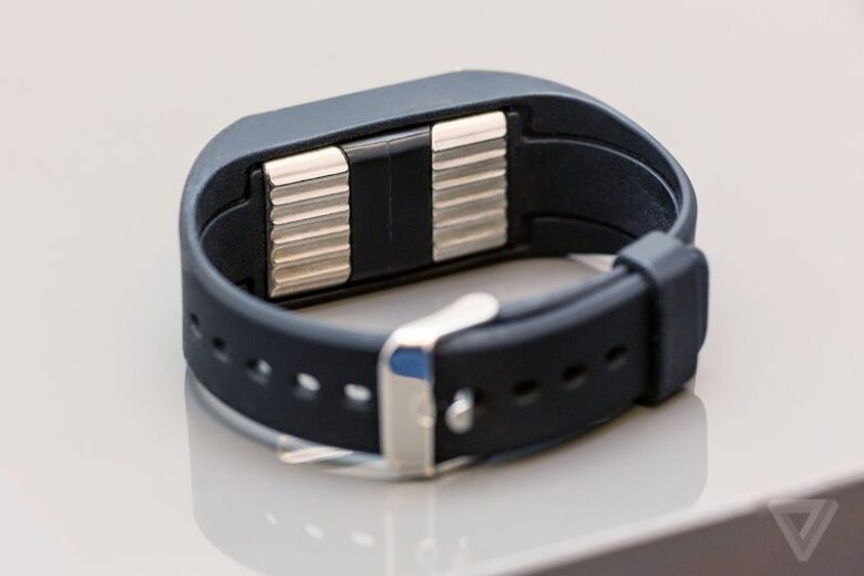 [Wearable] "Pavlok" สายรัดข้อมือสำหรับแก้นิสัยที่ไม่เหมาะสมอย่างการกัด ...