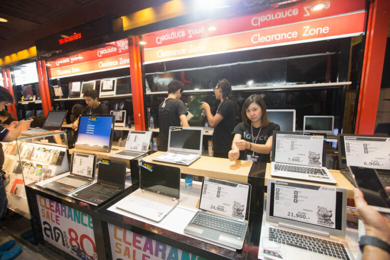 [Commart Work 2016] ลุยบูธ Advice ลดกระหน่ำสูงสุดถึง 80% จัดเต็มด้วย DIY Zone และ Gaming Gear ...