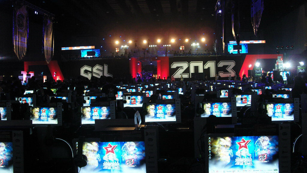 [Special] การมาของวงการ Streamer กำลังทำลายหรือพัฒนาอะไรให้กับวงการ E ...