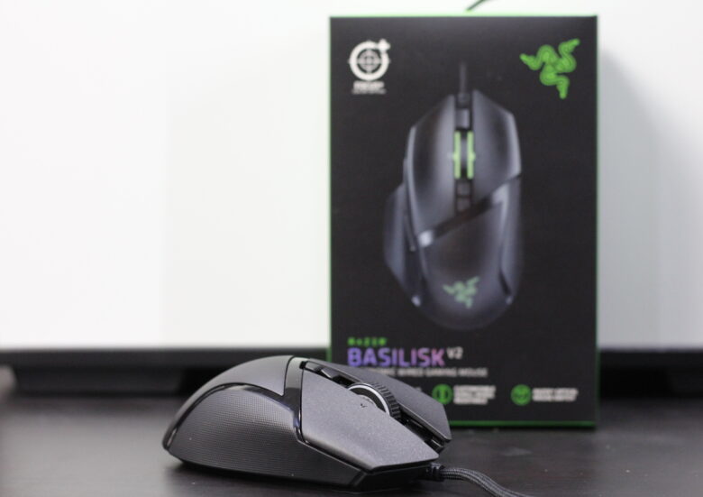 RAZER BASILISK v2 เกมมิ่งเมาส์ สายมาโคร 20,000 DPI พร้อม HyperShift ...