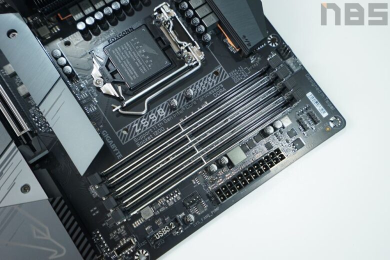 พรีวิว AORUS Z590 PRO AX ออปชั่นครบ สเปคแน่นเพื่อ Gen 11 - Notebookspec