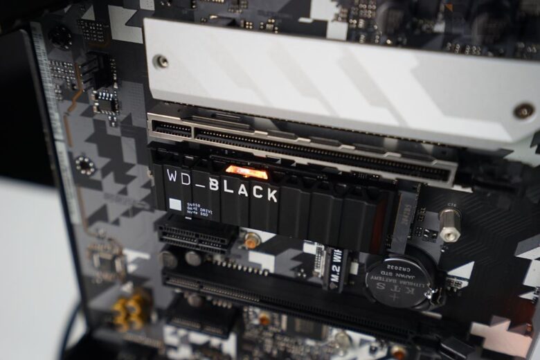 รีวิว WD_BLACK SN850 Heatsink เร็ว เย็น เสถียร - Notebookspec
