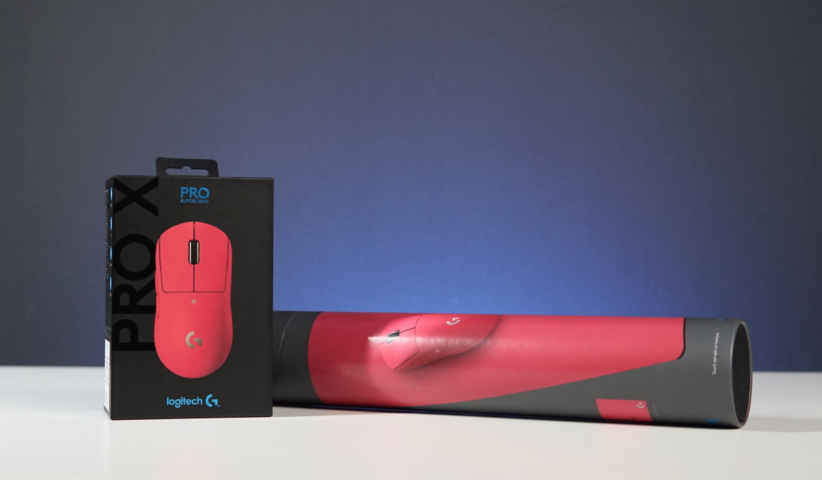 Logitech G PRO X Superlight & G840 XL Magenta เกมมิ่งเมาส์