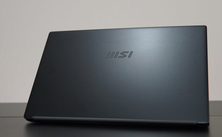 MSI MODERN 15 B12M โน๊ตบุ๊คทำงาน เรียน ออนไลน์ เบากางได้ 180