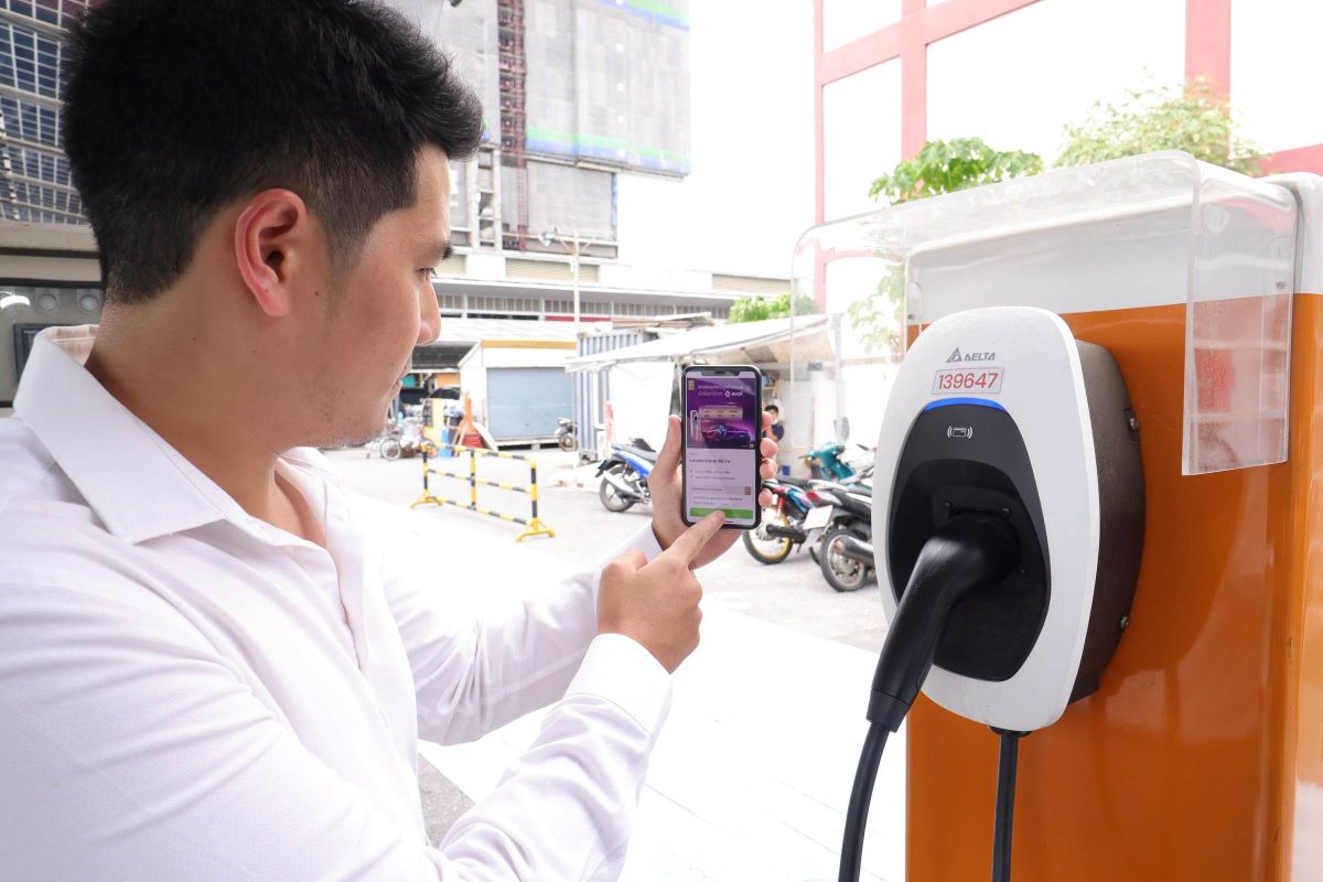 AIS จับเทรนด์ไลฟ์สไตล์สายกรีน EV Green Mobility