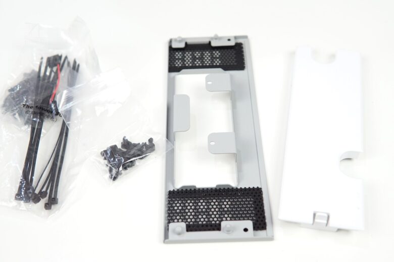 Thermaltake The Tower 300 Limestone Edition สวยล้ำประกอบง่าย