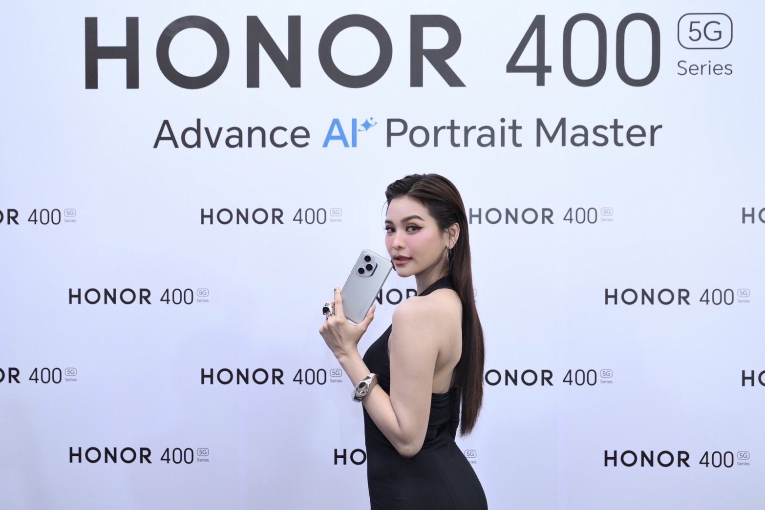 เปิดตัว HONOR 400 Series สมาร์ตโฟนเรือธงเริ่มต้นแห่งยุค AI - Notebookspec